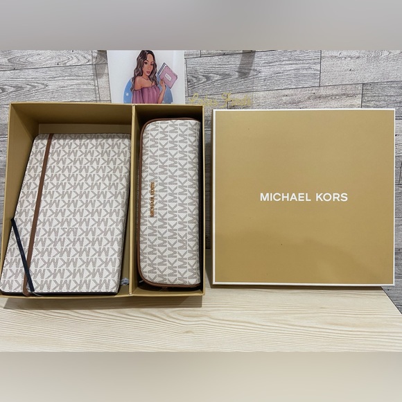 MICHAEL Michael Kors | Other | Michael Kors Mk Vanilla Notebook And ...